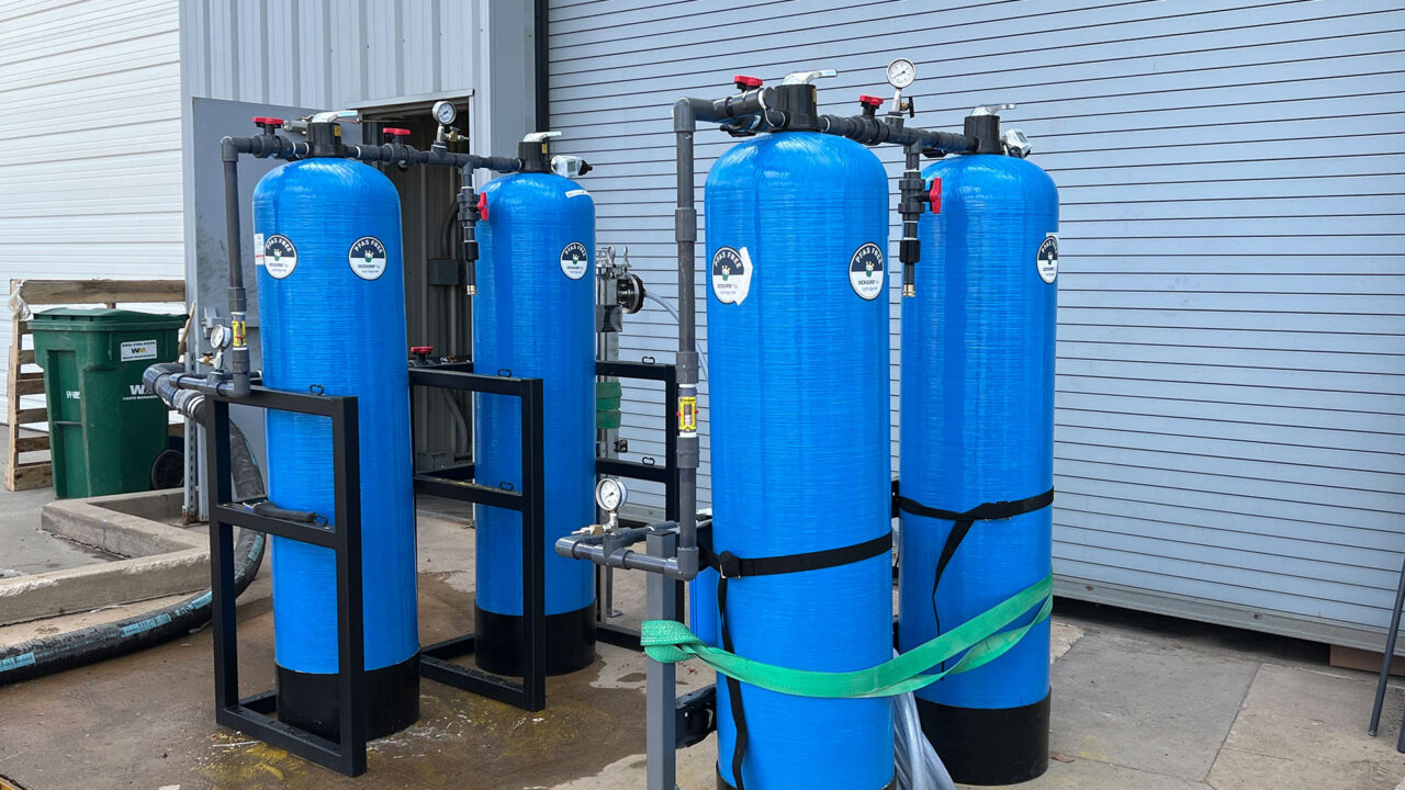 Municipal and Industrial Water Treatment Systems | Cyclopure